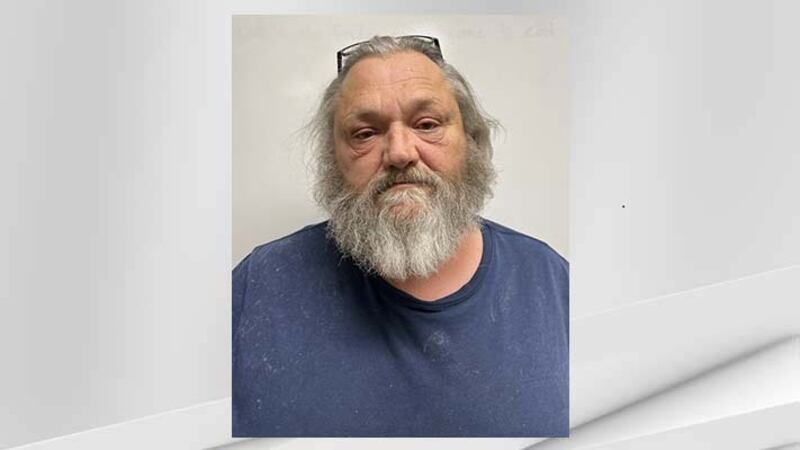 Southern Indiana man charged with child porn possession Southern Indiana man charged with child porn possession